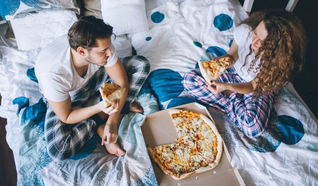 Eating Before Sleep: What You Should And Shouldn’t Do - Ultimate Sleep ...