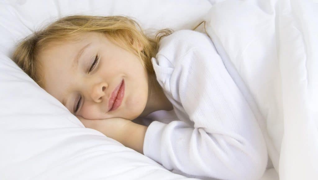8 Tips To Help Your Kids Sleep Better At Night - Ultimate Sleep Guide